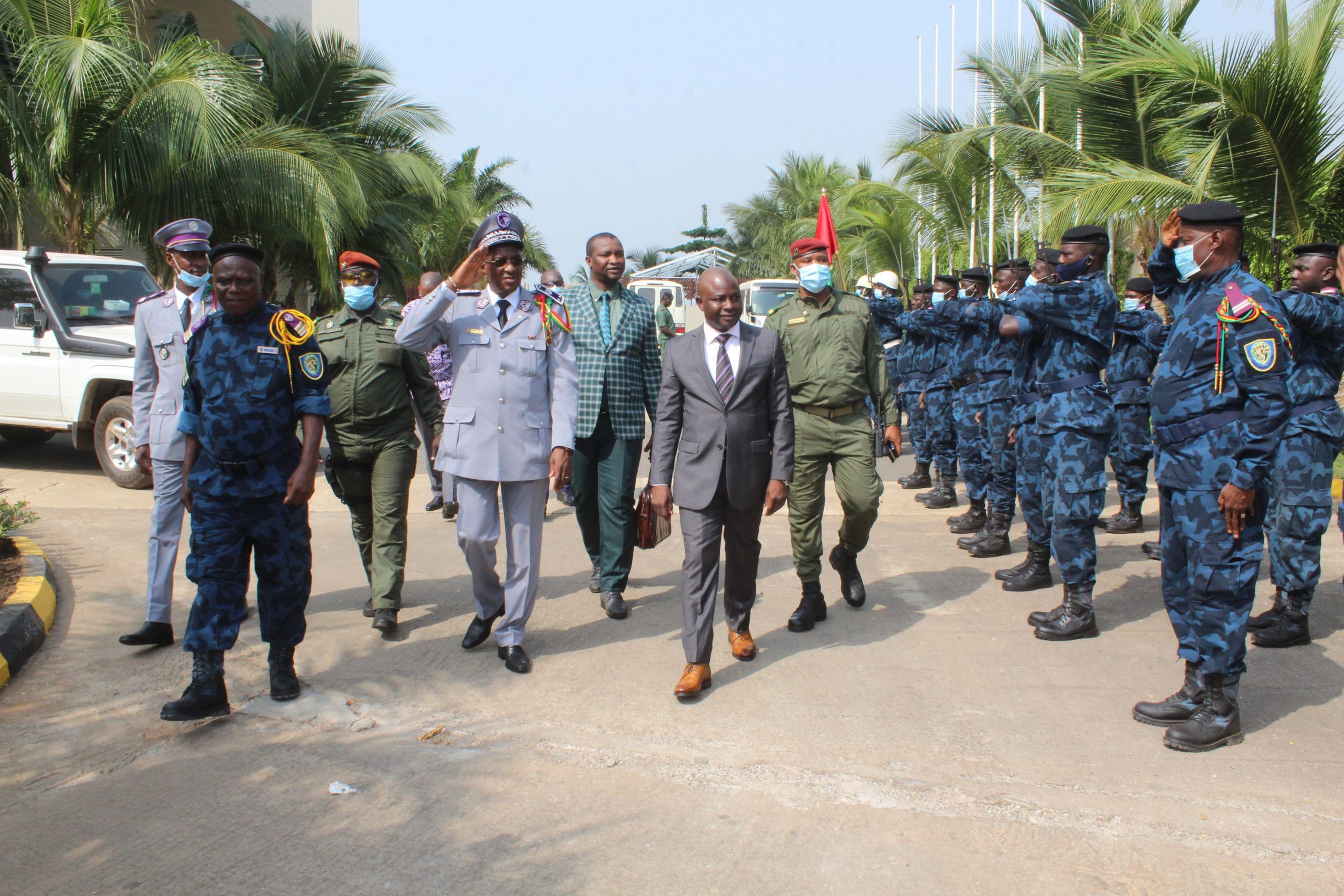 Monsieur le Ministre du Budget a lancé ce lundi 25 janvier 2021 les ...